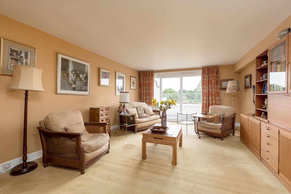 flat for sale in Succoth Court, Edinburgh, EH12 - edn012284543 | Knight ...