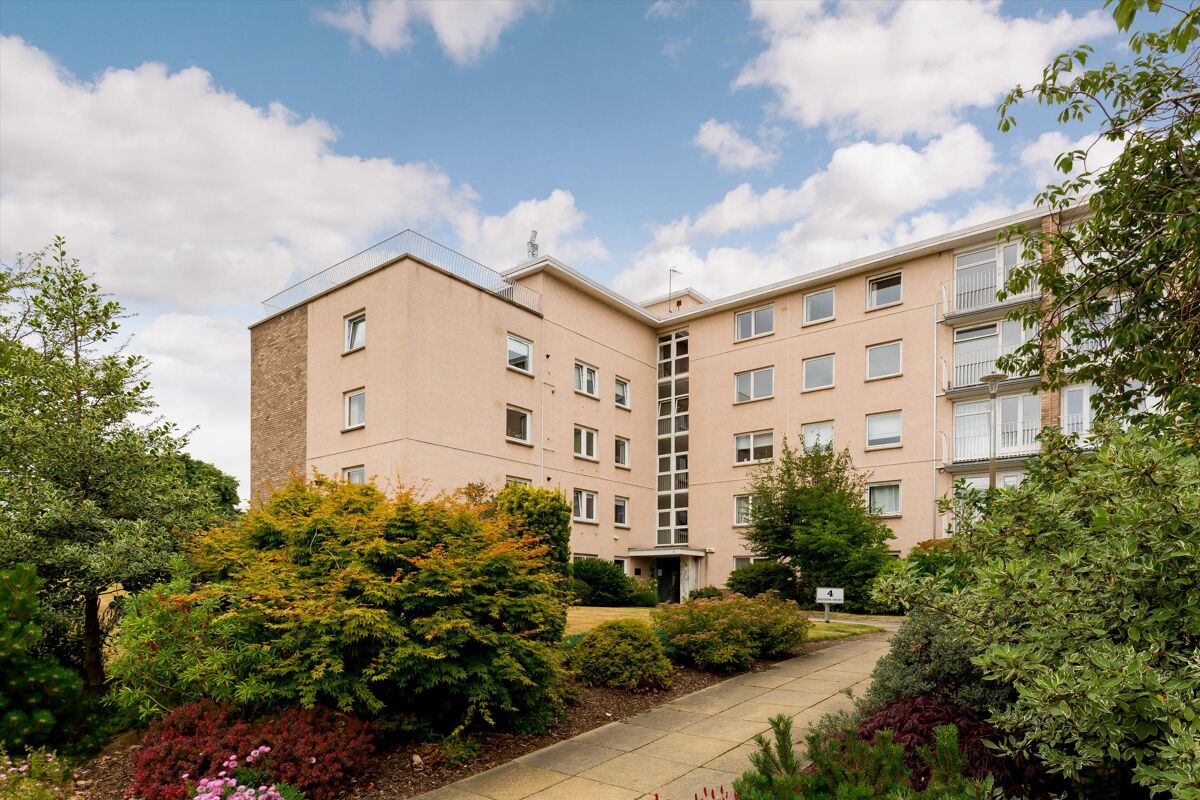 flat for sale in Succoth Court, Edinburgh, EH12 - edn012284543 | Knight ...