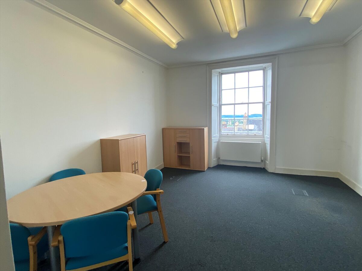 Office to rent in 59 George Street, Edinburgh, EH2 - edr012321832 | Knight Frank