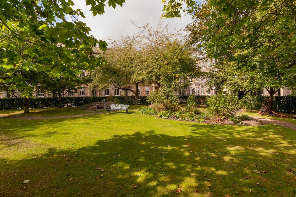 flat for sale in Rutland Square, Edinburgh, Midlothian, EH1 - enh190096 ...