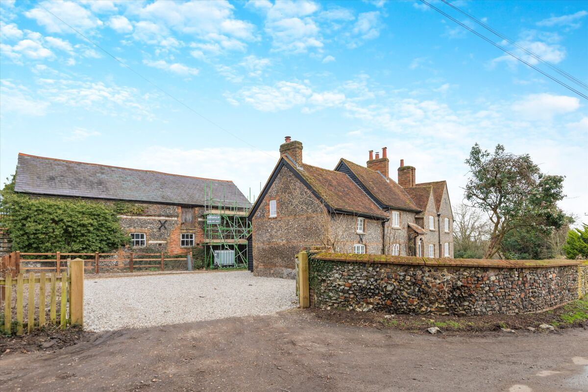 house to rent in West End Lane, Essendon, Hatfield, Hertfordshire, AL9 ...