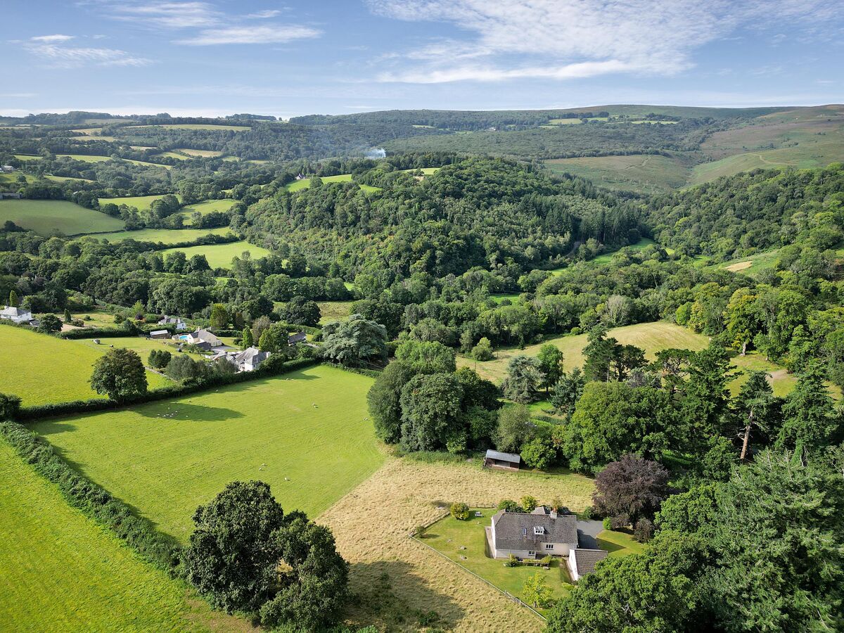 A comfortable detached family home with stables and extensive grounds ...