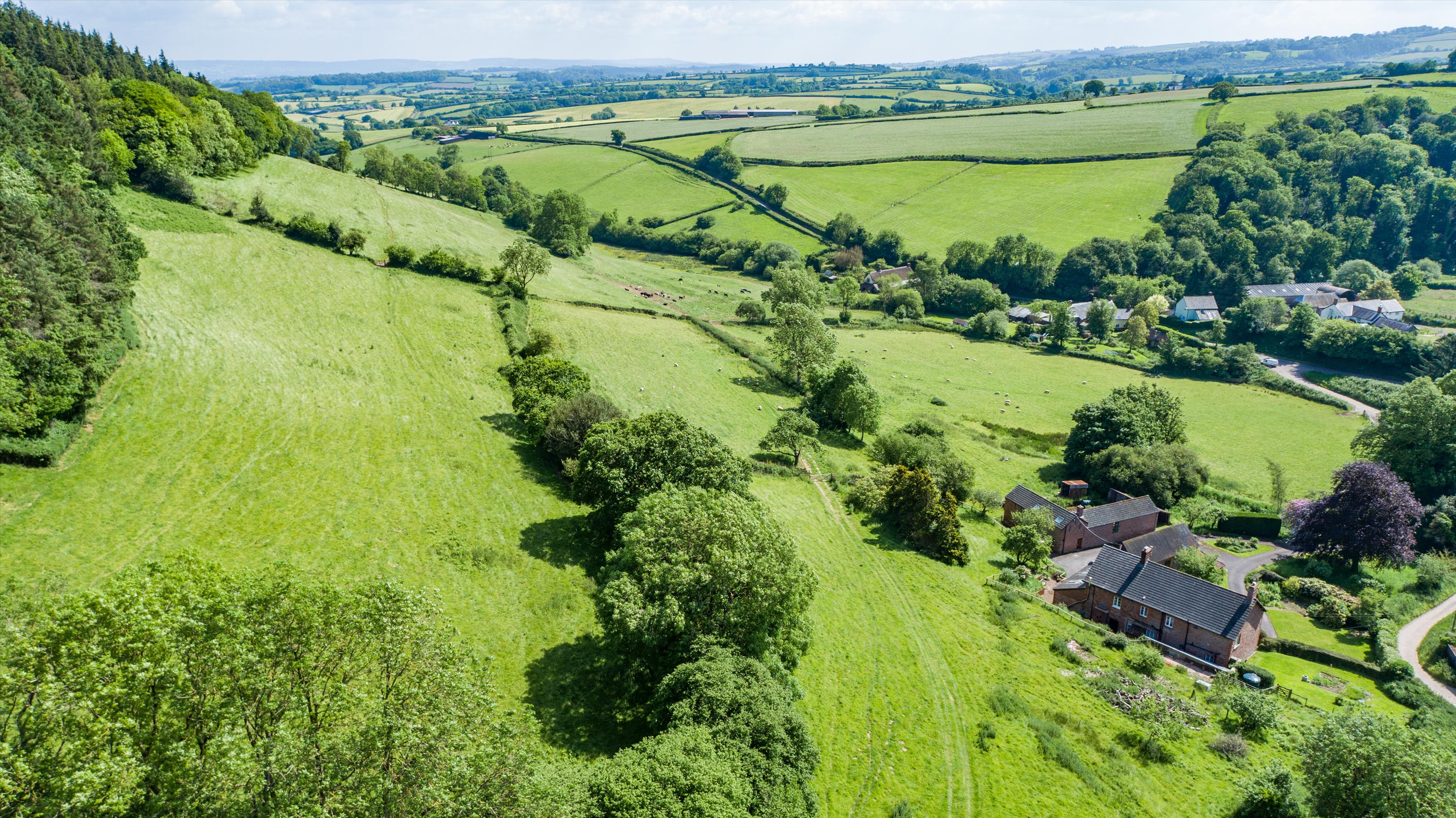Country properties, land & Farms for sale or rent - UKLandandFarms.co.uk