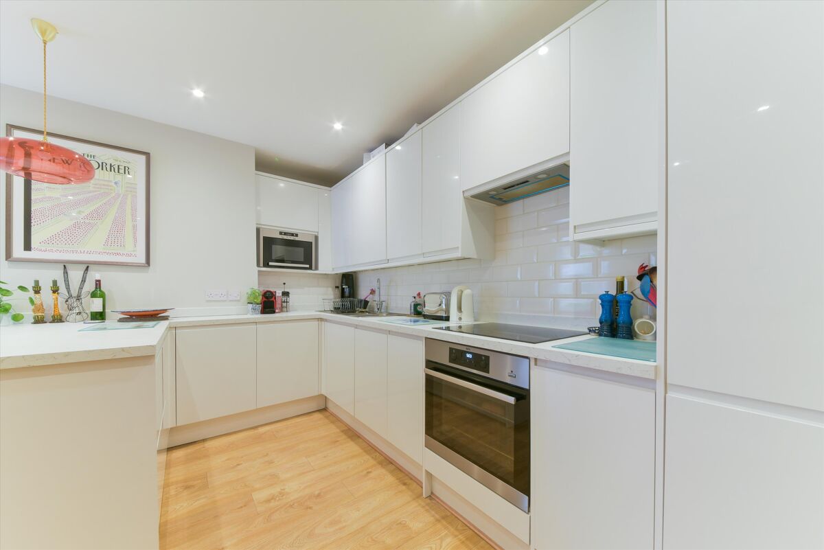 flat for sale in Ongar Road, London, SW6. - flh012169544 | Knight Frank