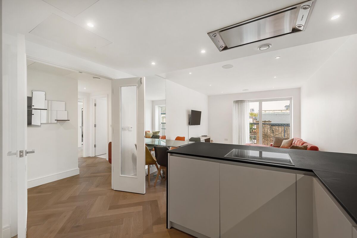 flat for sale in New Kings Road, London, SW6 - flh012246935 | Knight Frank