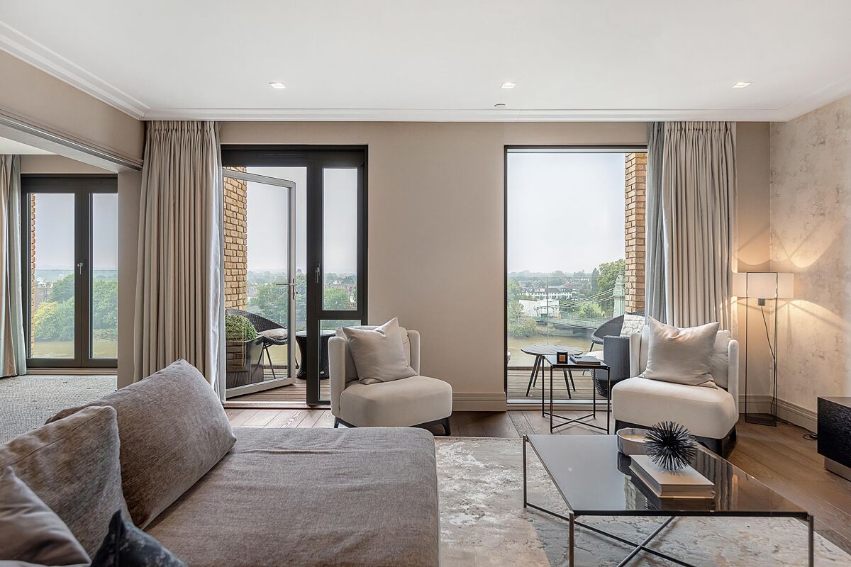 flat for sale in Queens Wharf, 2 Crisp Road, Fulham, London, W6 ...