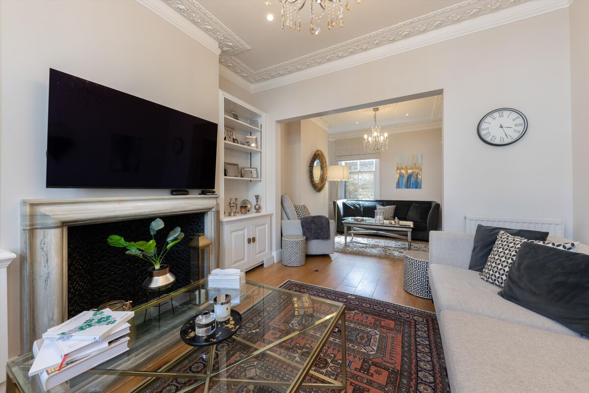 house for sale in Fabian Road, Fulham, London, SW6 - FLH012307149 ...