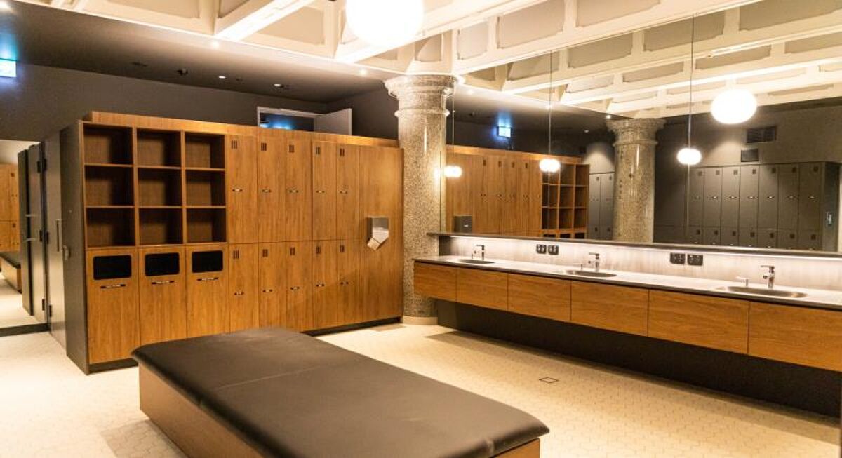 Office to rent in Queen & Collins, 376-390 Collins Street, Melbourne ...