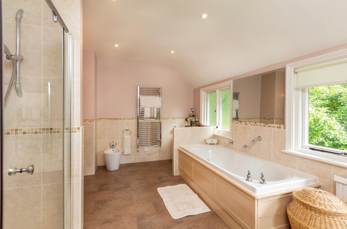 house for sale in Station Lane, Enton, Godalming, Surrey, GU8 ...