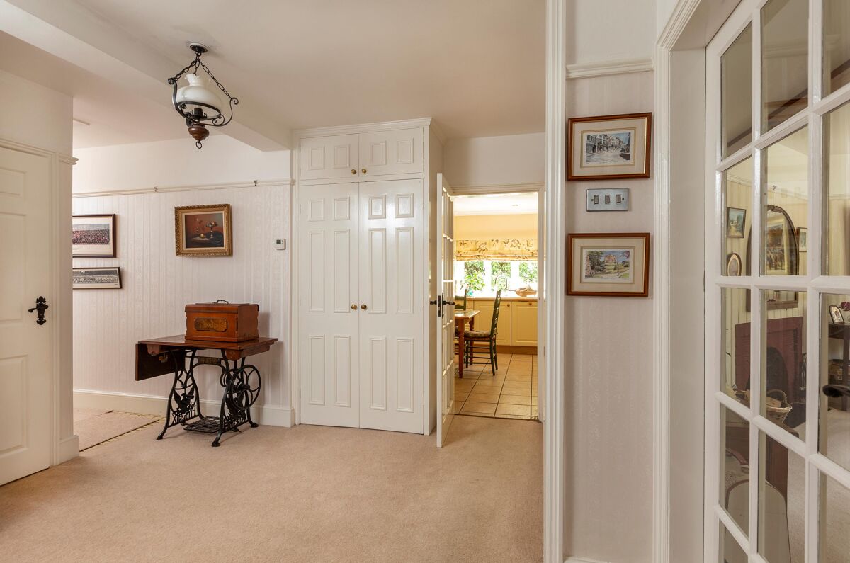 house for sale in Station Lane, Enton, Godalming, Surrey, GU8 ...