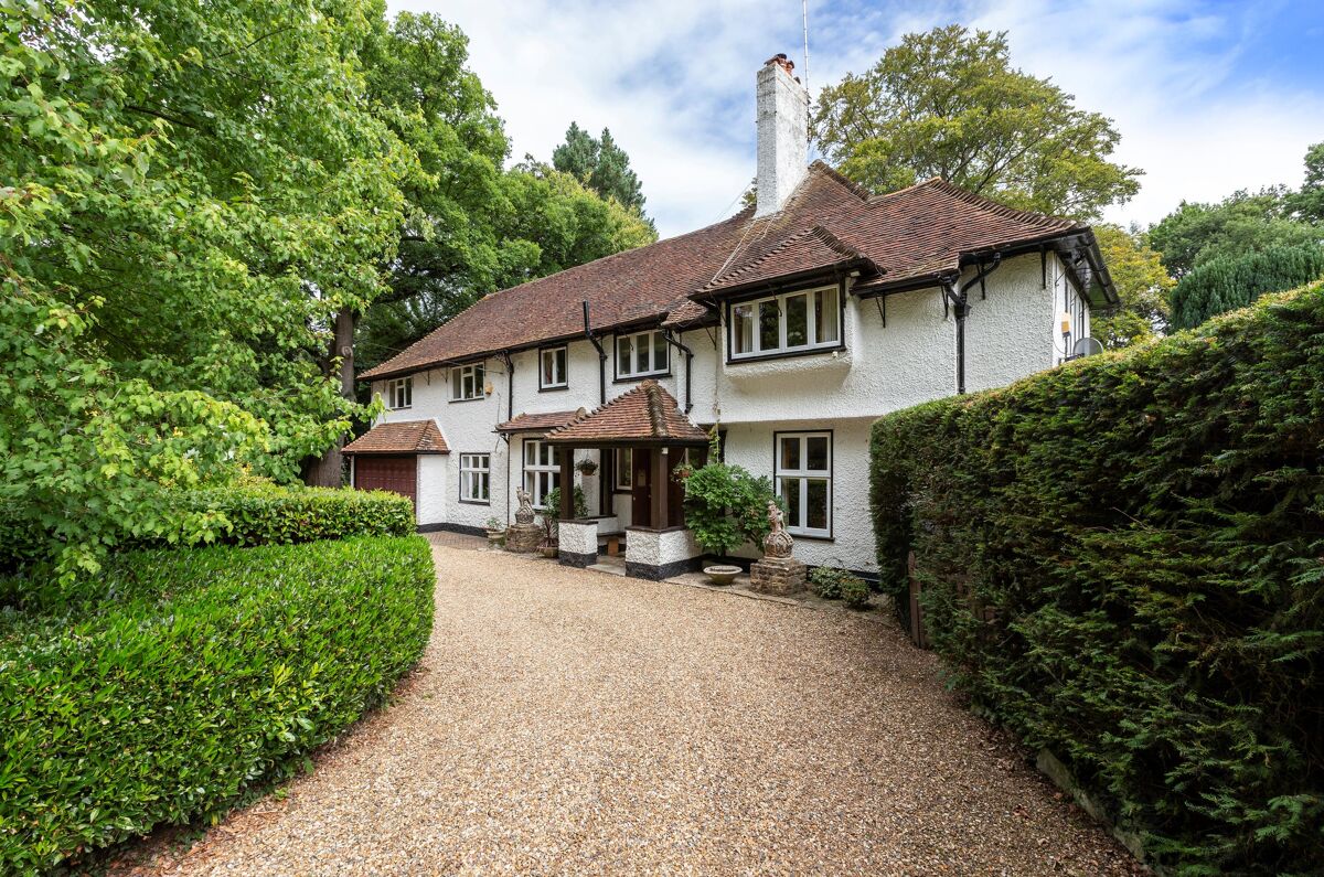 house for sale in Station Lane, Enton, Godalming, Surrey, GU8 ...