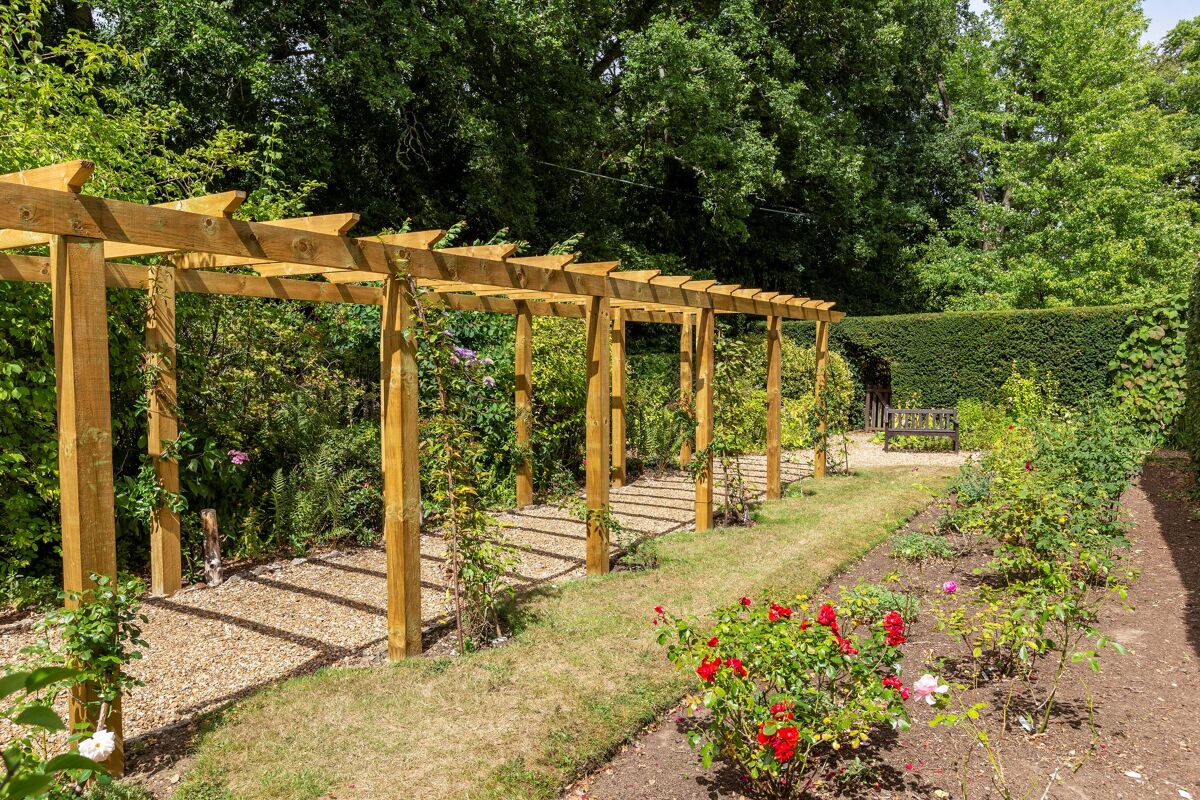 house for sale in Station Lane, Enton, Godalming, Surrey, GU8 ...