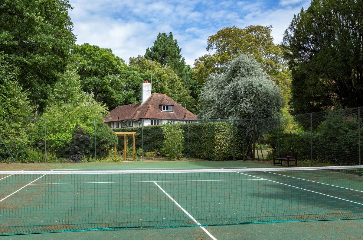 house for sale in Station Lane, Enton, Godalming, Surrey, GU8 ...