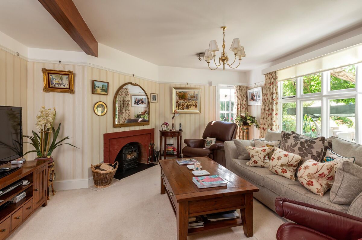 house for sale in Station Lane, Enton, Godalming, Surrey, GU8 ...