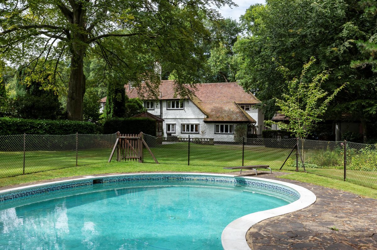 house for sale in Station Lane, Enton, Godalming, Surrey, GU8 ...