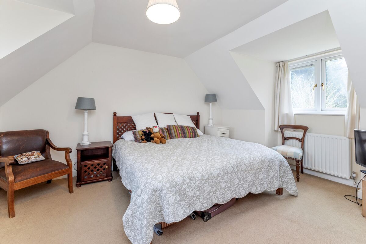 house for sale in Warren Road, Guildford, Surrey, GU1. - GLD012076911 ...