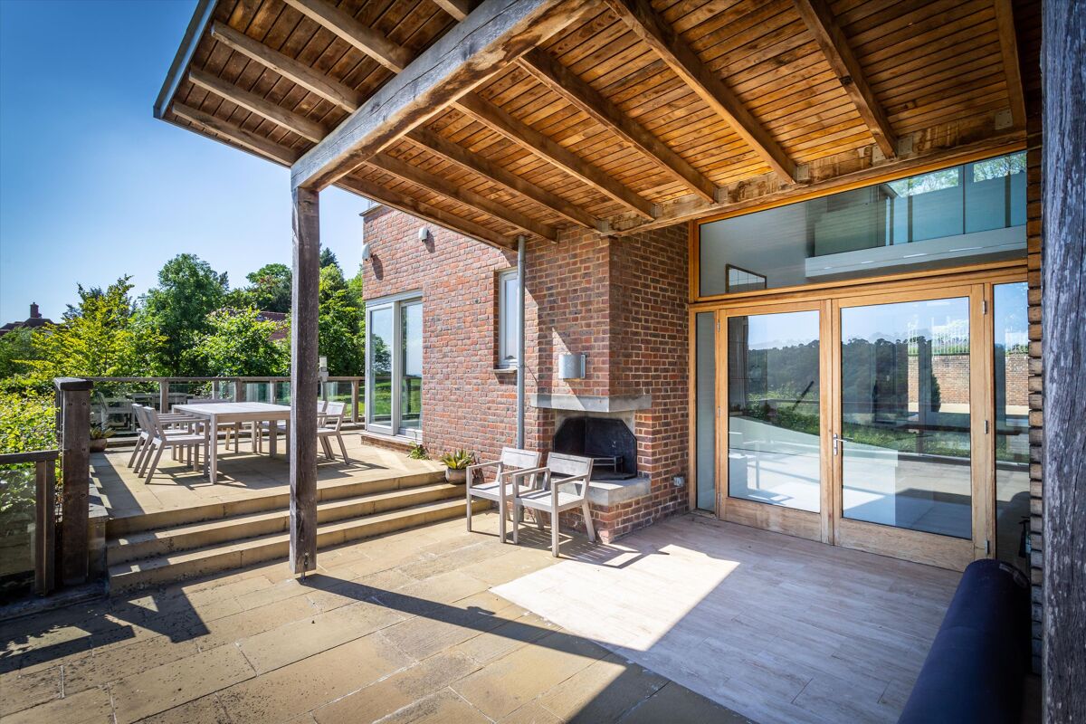 house for sale in White Lane, Guildford, Surrey, GU4. - GLD012121471 ...