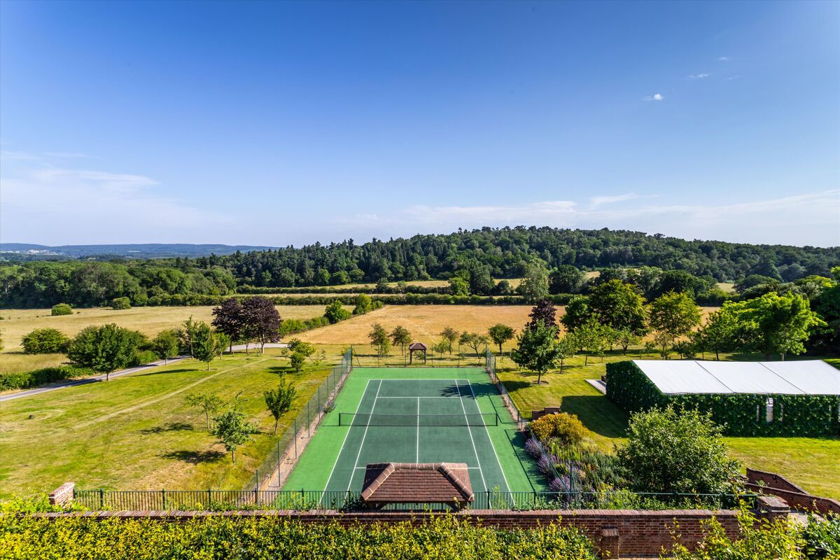 house for sale in White Lane, Guildford, Surrey, GU4. - gld012121471 ...