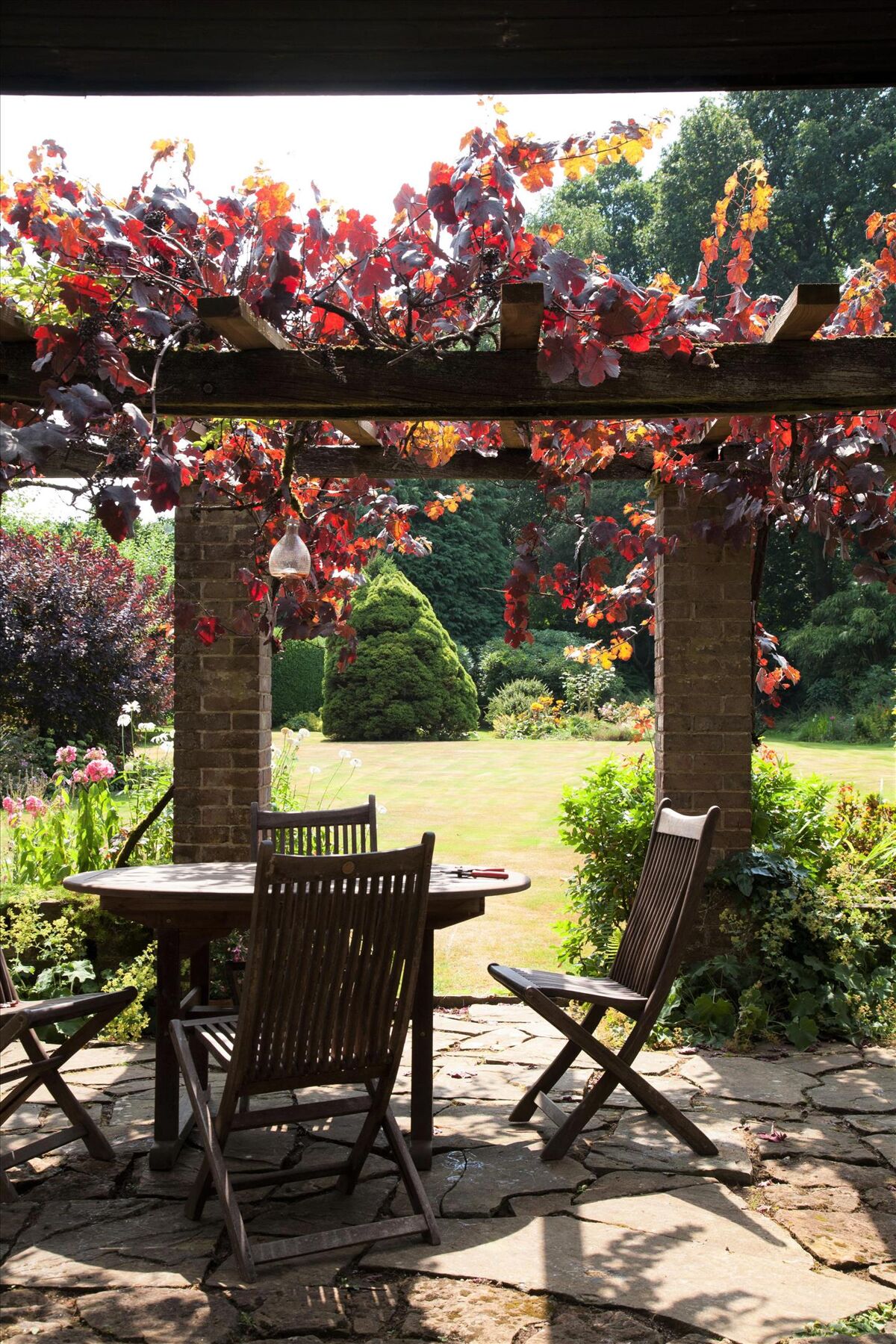 house for sale in Enton, Godalming, Surrey, GU8 - gld012395680 | Knight ...