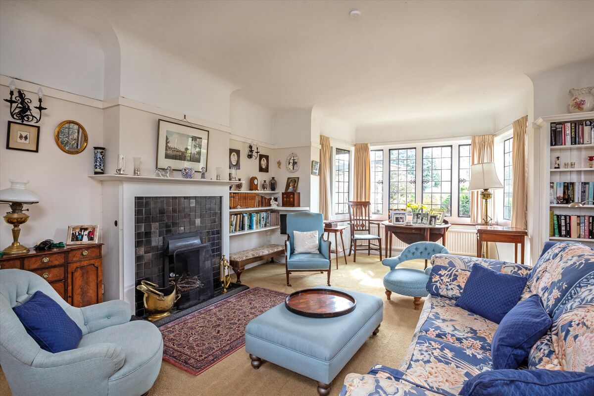 house for sale in Enton, Godalming, Surrey, GU8 - gld012395680 | Knight ...