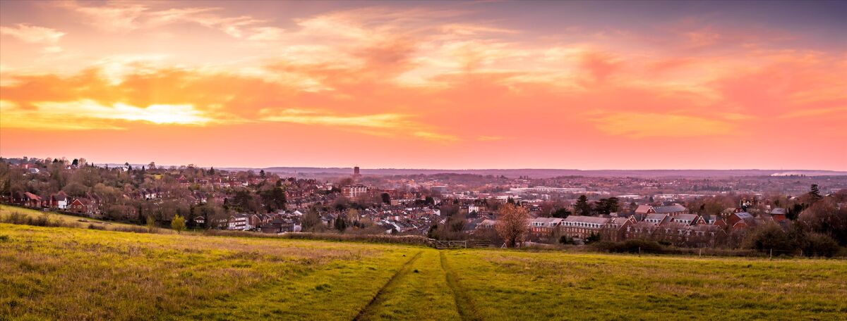 house for sale in Warren Road, Guildford, Surrey, GU1 - gld012493164 ...
