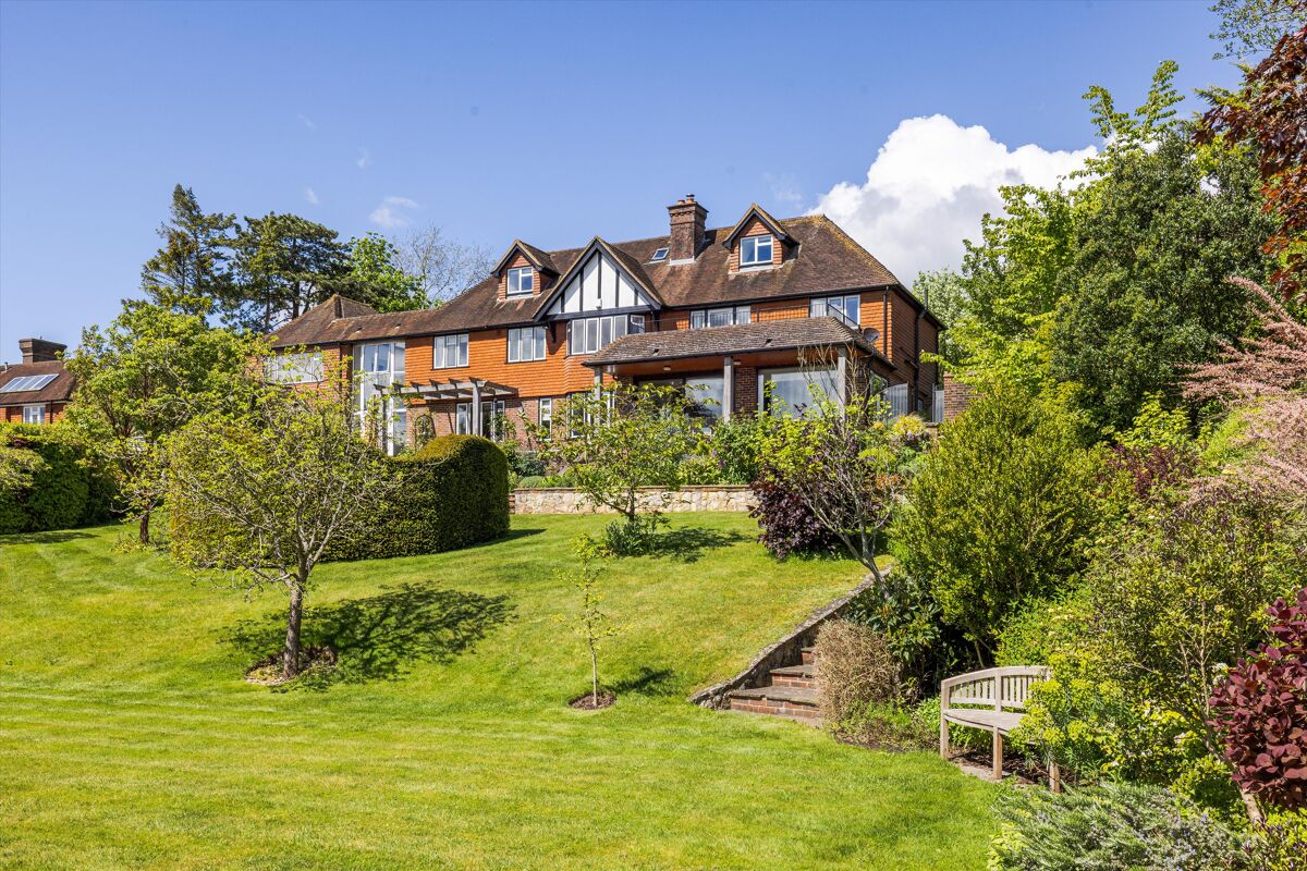 house for sale in White Lane, Guildford, Surrey, GU4 - gld012493931 ...