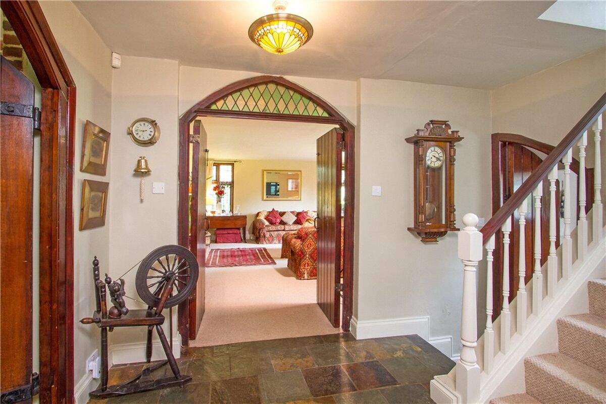 house for sale in Wishanger, Churt, Farnham, Surrey, GU10 - GLD170201 ...