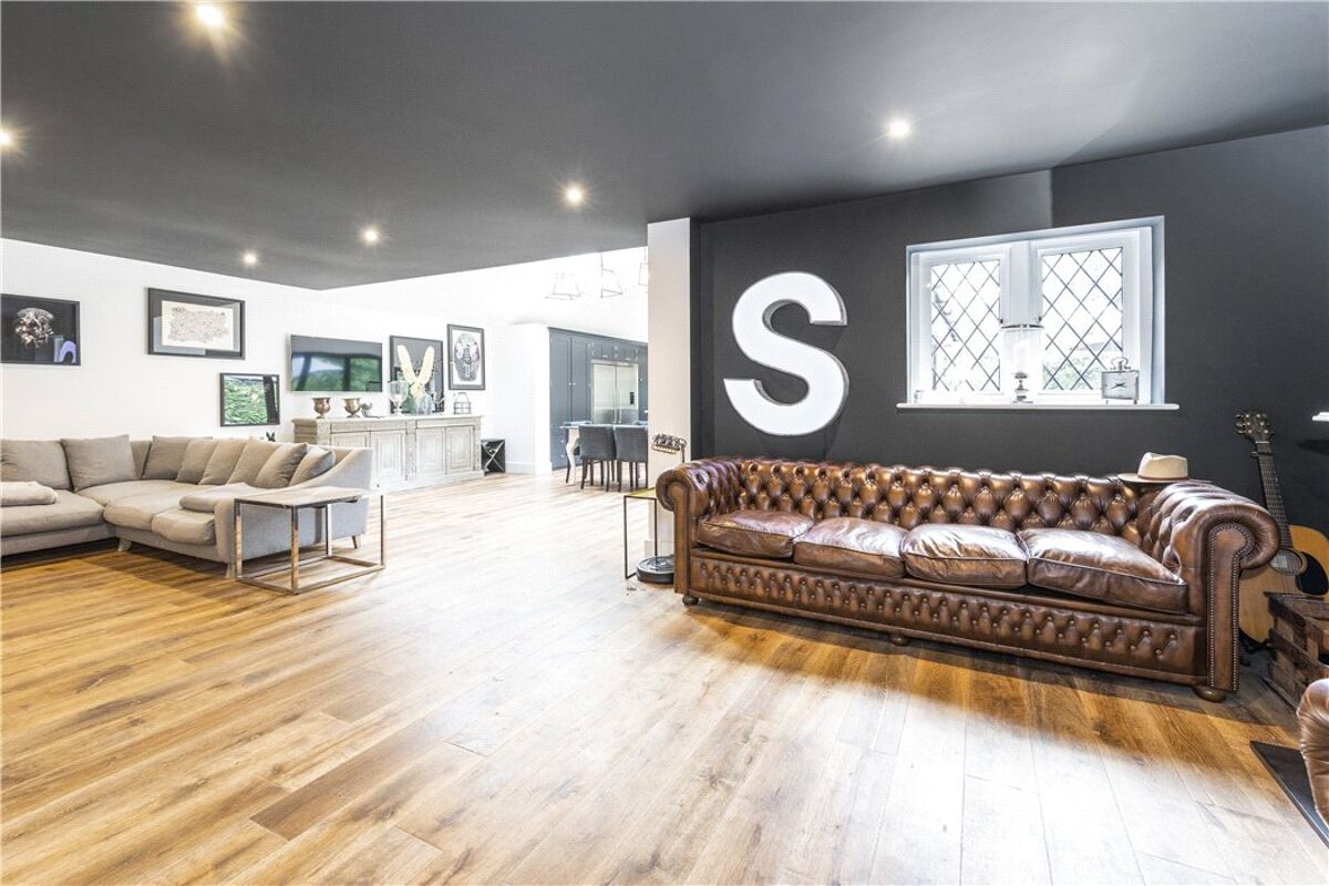 house for sale in Ganghill, Guildford, Surrey, GU1 - gld180032 | Knight ...