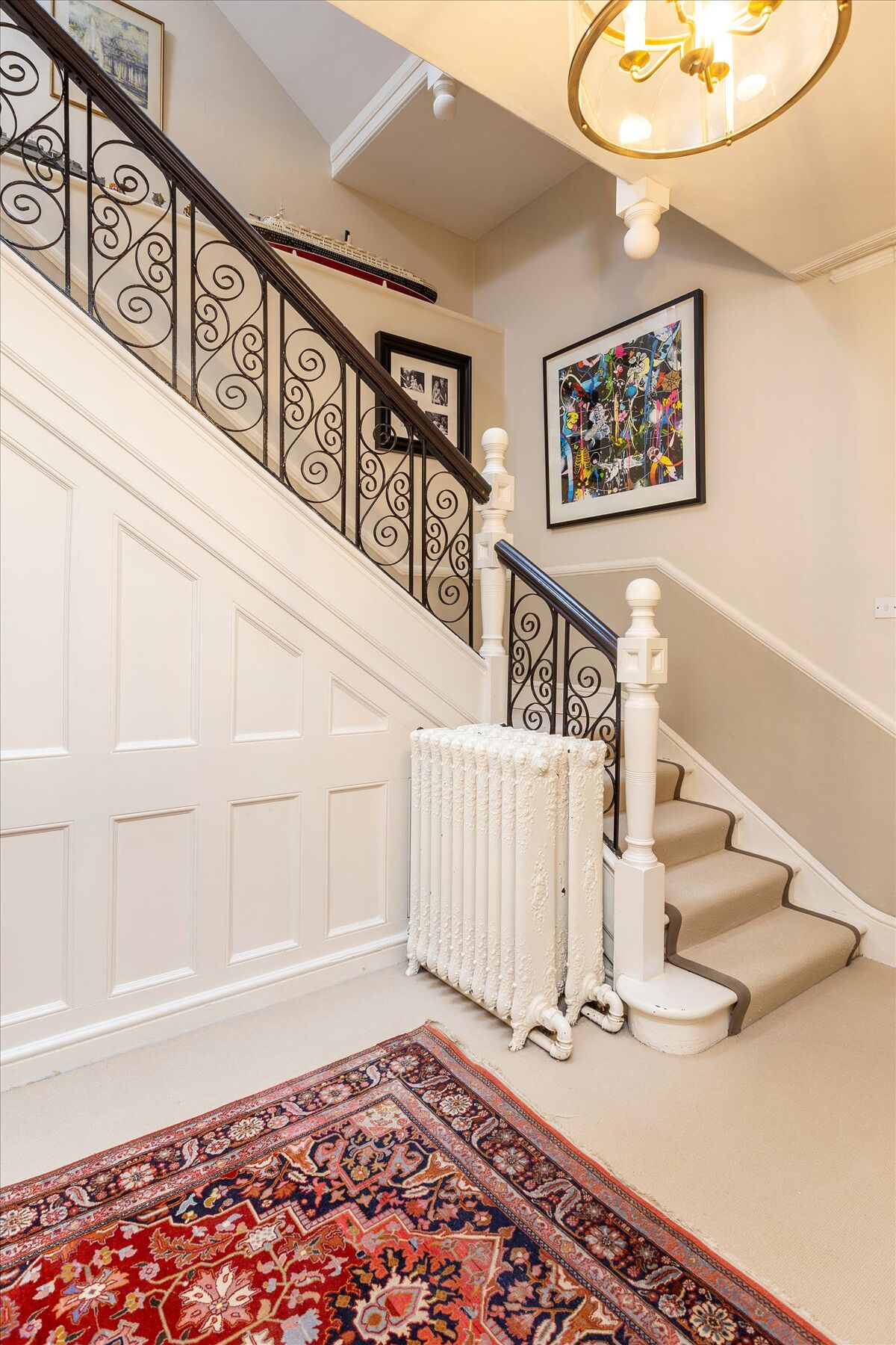 house for sale in Hascombe Road, Nr Godalming, Surrey, GU8 - gld180161 ...