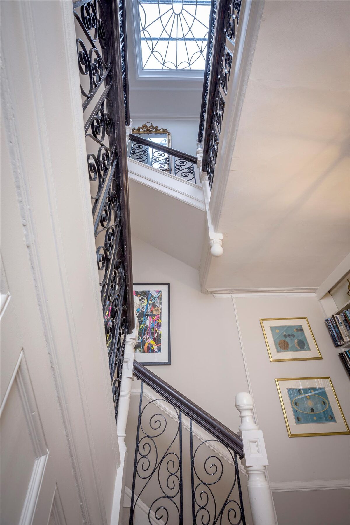 house for sale in Hascombe Road, Nr Godalming, Surrey, GU8 - gld180161 ...