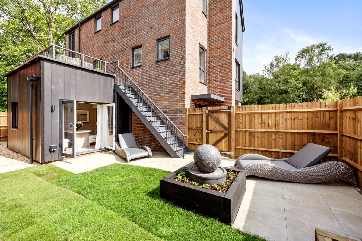 house for sale in Brooklands Grove, Heath Road, Weybridge KT13 ...