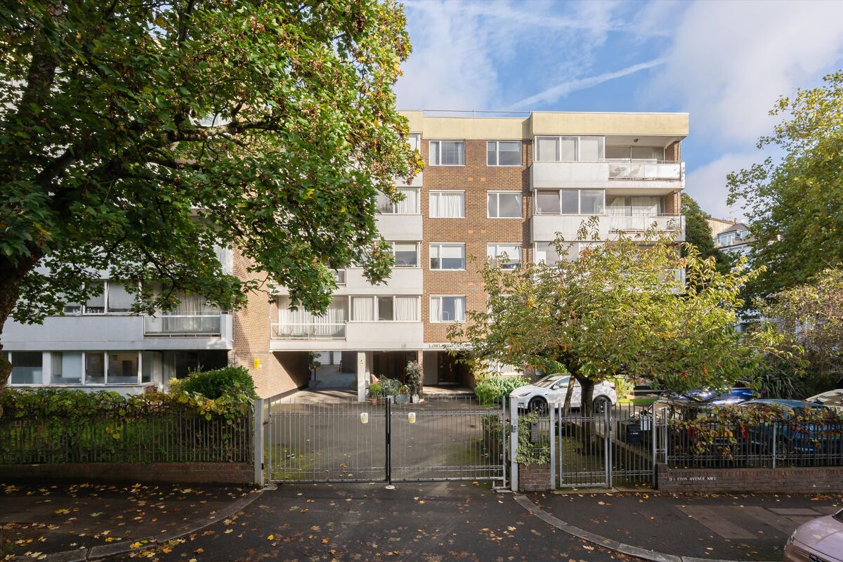 flat for sale in Lowlands, Eton Avenue, Belsize Park, London, NW3 ...