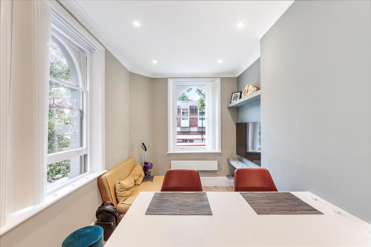 flat to rent in Hampstead High Street, Hampstead, NW3 - HAQ012171023 ...