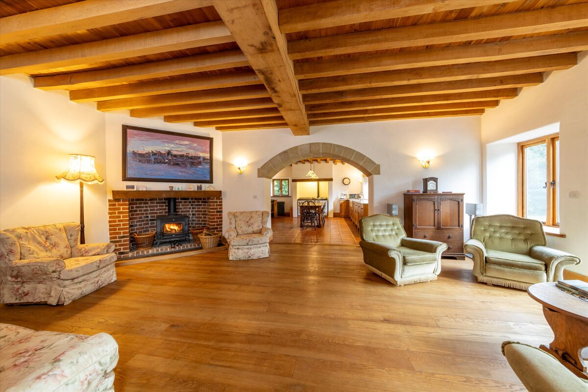 house for sale in Roundway, Devizes, Wiltshire, SN10 - hng012149437 ...