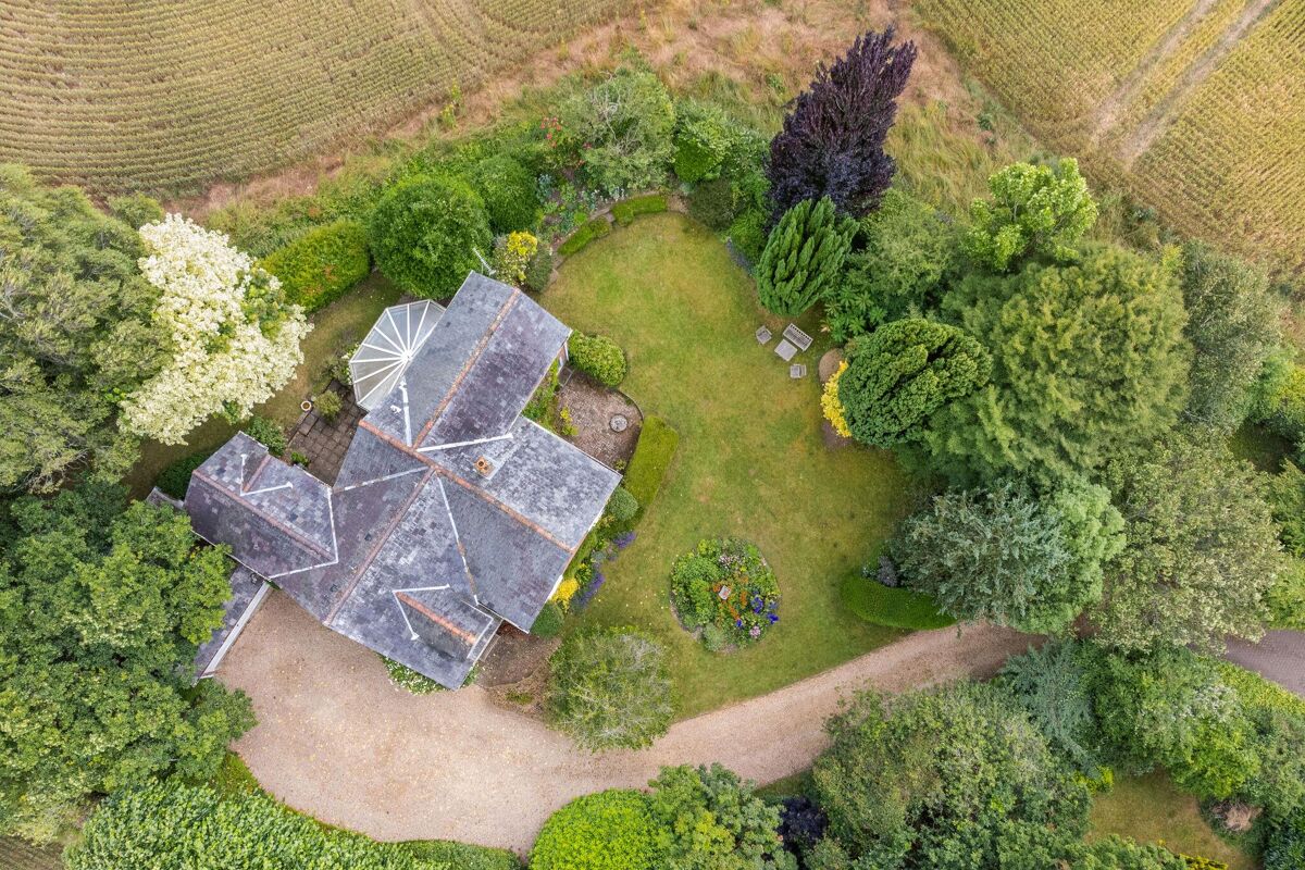 house for sale in Smannell, Andover, Hampshire, SP11 - hng012226000 ...