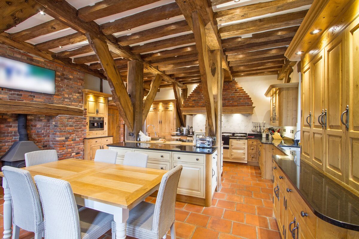 house for sale in Denne Road, Horsham, West Sussex, RH12 - HOR150058 ...