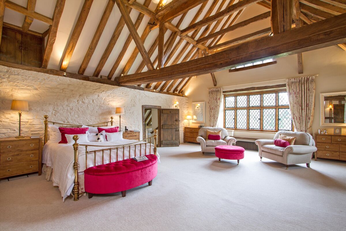 house for sale in Denne Road, Horsham, West Sussex, RH12 - HOR150058 ...