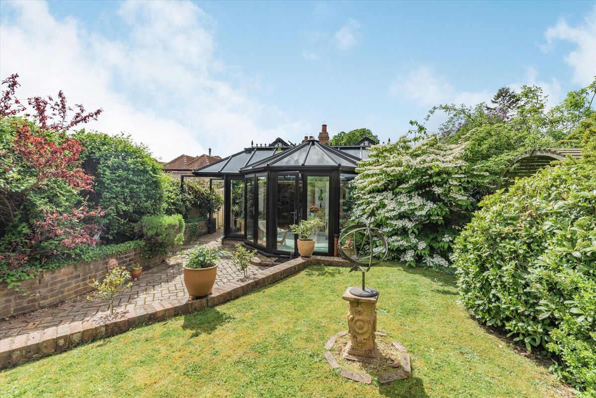 bungalow for sale in Schoolfields, Shiplake Cross, Henley-on-Thames ...
