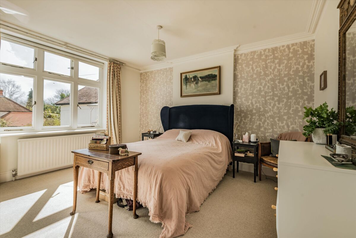 house for sale in Basmore Lane, Lower Shiplake, Henley-on-Thames ...