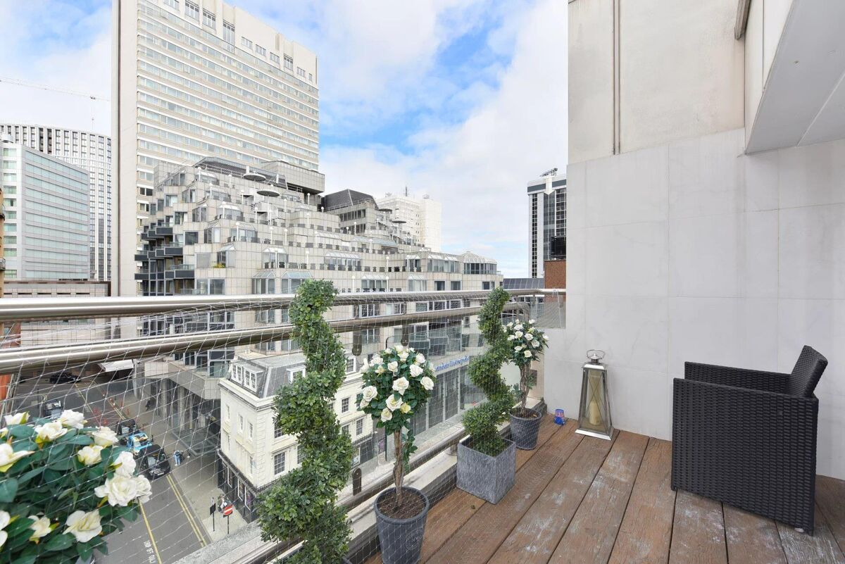 flat for sale in Praed Street, London, W2. - hpe012433059 | Knight Frank