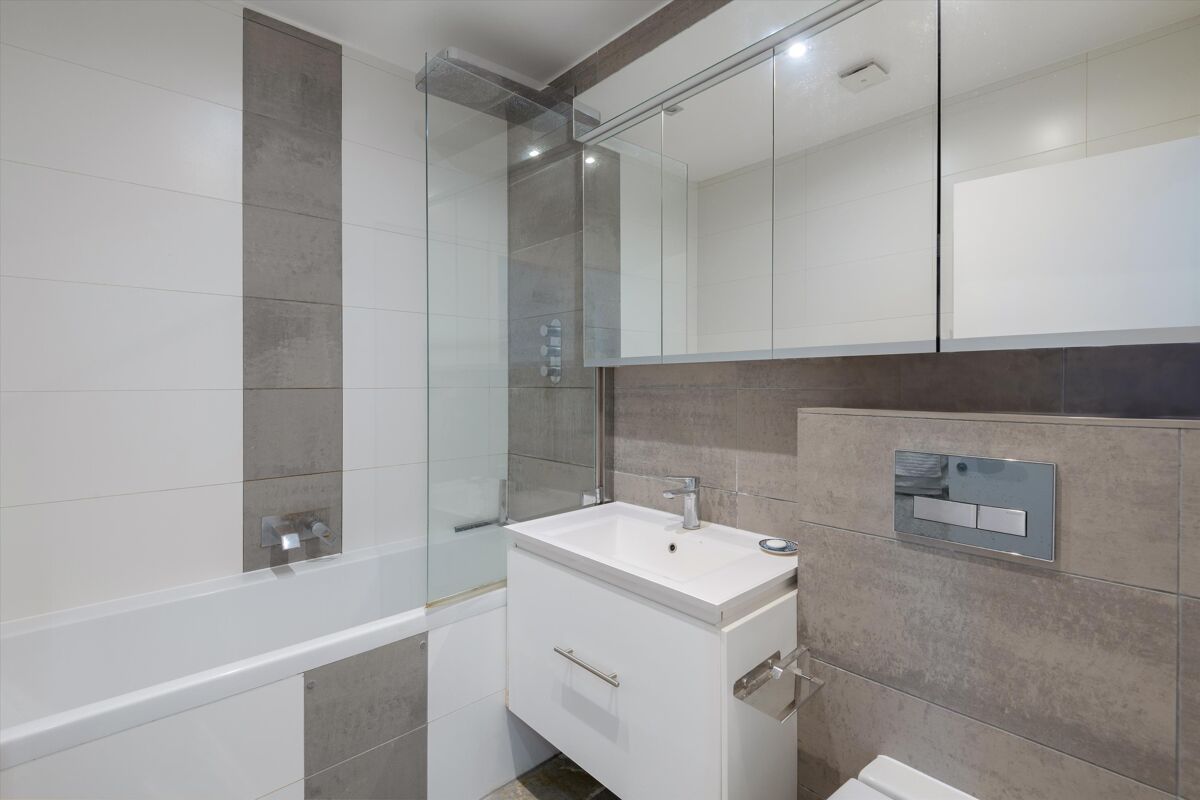 flat for sale in Inverness Terrace, London, W2 - hpe012466598 | Knight ...