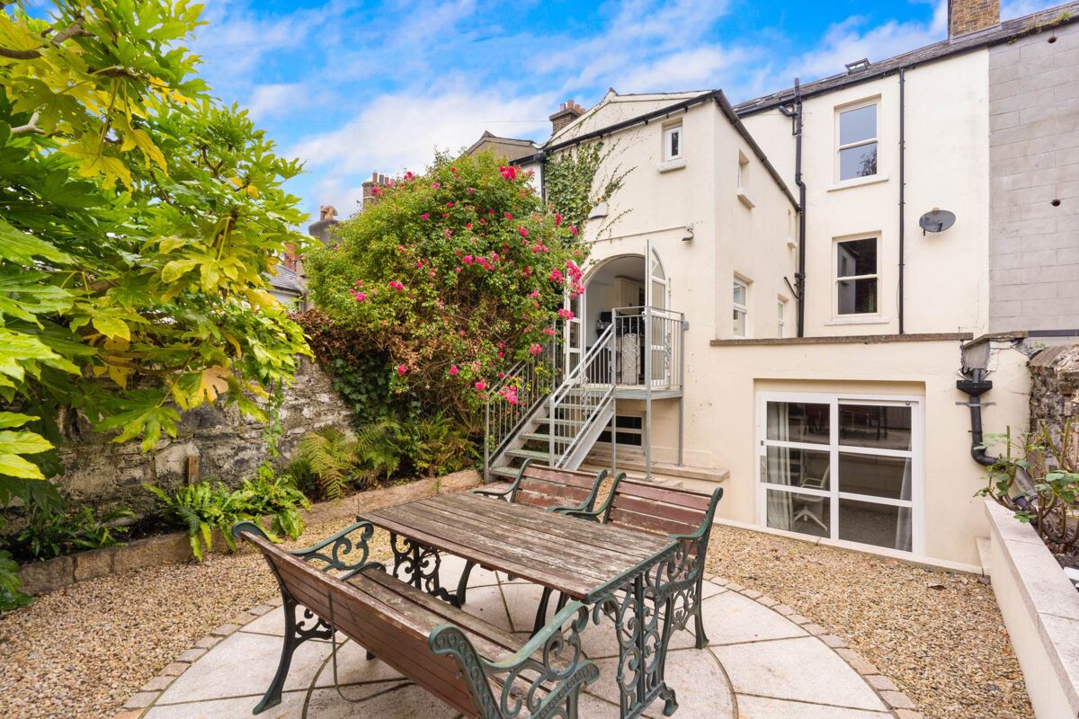 house for sale in 61 Haddington Road, Ballsbridge, Dublin 4 - htmo8399 | Knight Frank