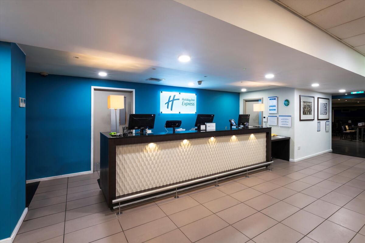 199 Bedroom Purpose-Built Manchester Airport Hotel | Knight Frank India