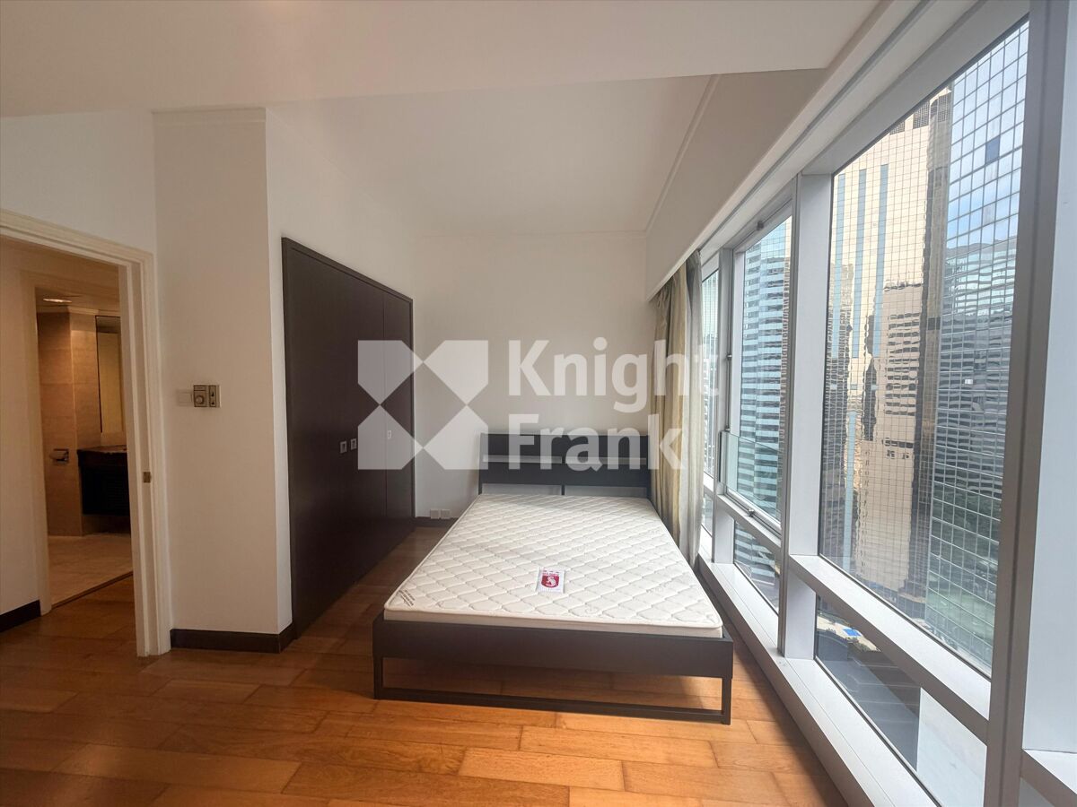 apartment to rent in Convention Plaza Apartments, 1 Harbour Road, Wan ...