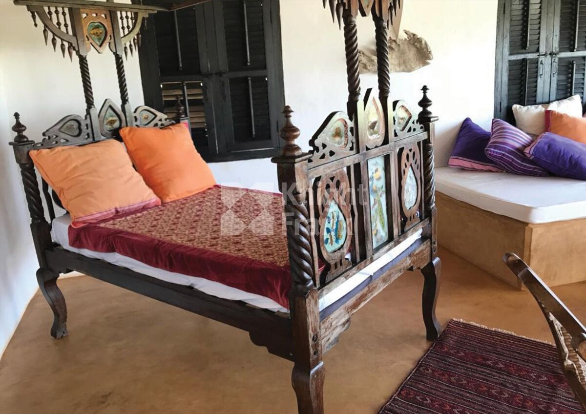 Swahili-style 3 Bedroom House For Sale in Manda Island, Lamu. | Knight ...