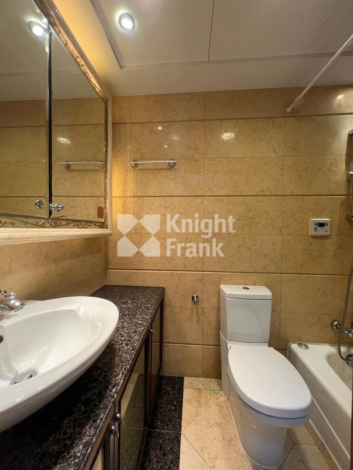apartment for sale in The Arch, 1 Austin Road West, Tsim Sha Tsui, Kowloon - hub2387703 | Knight ...