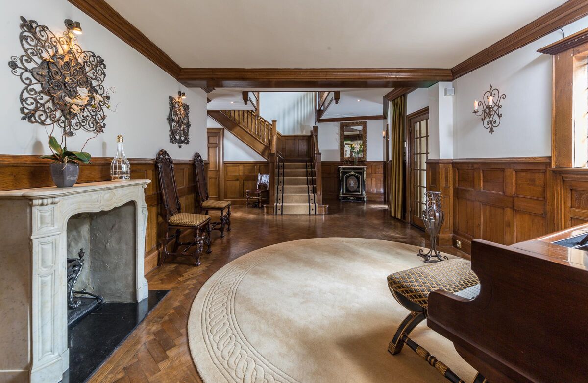 house for sale in Bishopsgate Road, Englefield Green, Surrey, TW20 ...