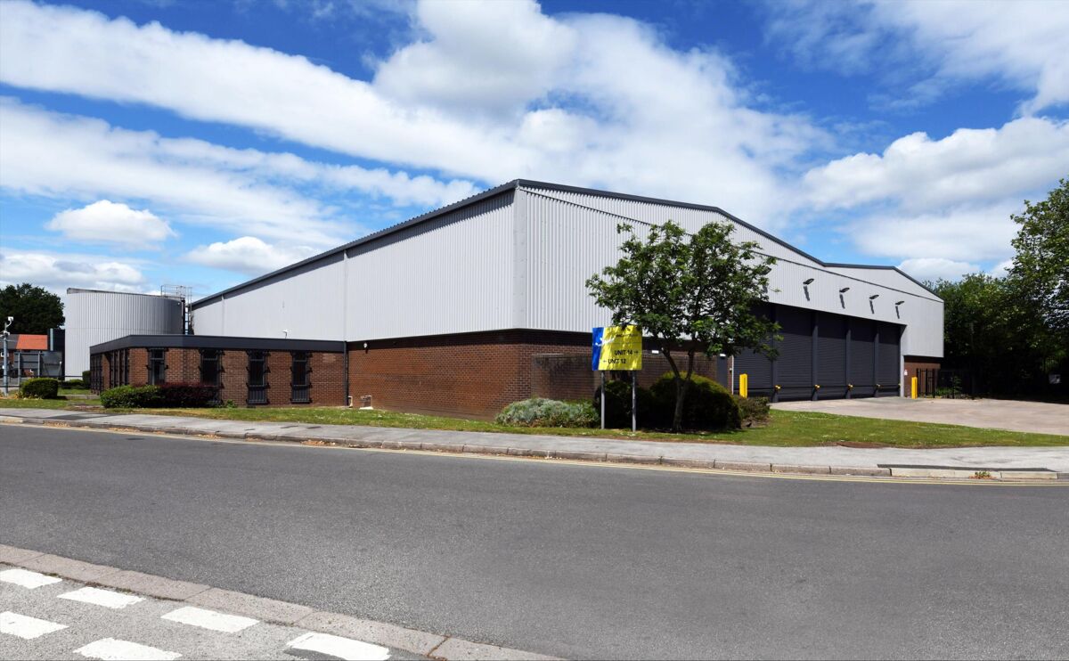 Industrial/Distribution to rent in Units 3 & 4, Ringway Trading Estate ...