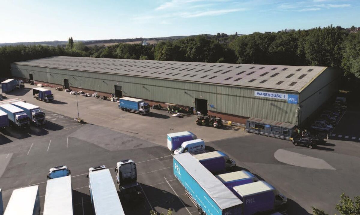 Industrial/Distribution to rent in Units 1 & 2 Oaks Lane, Tank Row ...