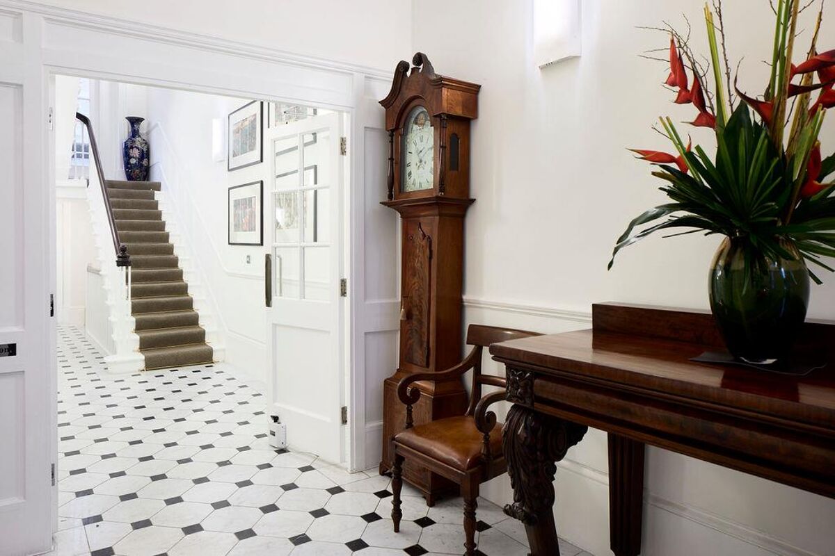 Office to rent in 12 Manchester Square, London, W1U - hub2583090 ...